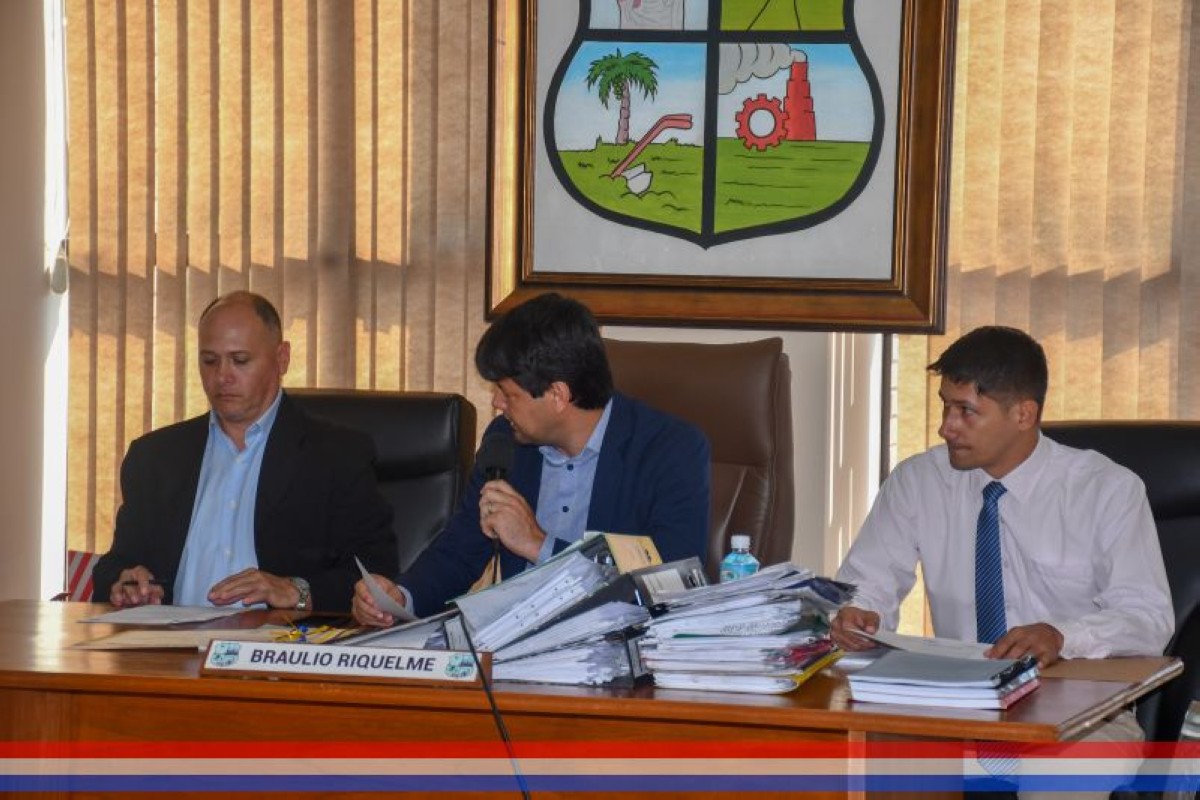 Emotivo acto de reconocimiento como Hijo Dilecto de la ciudad de ...